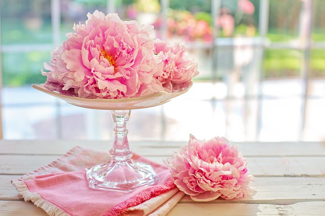 What are the Most Popular Flowers for Romantic Occasions? - Today's ...