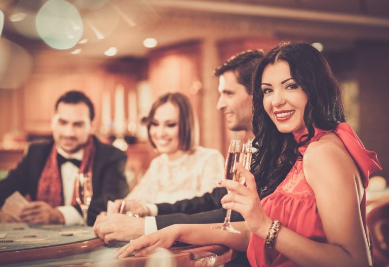 Casino Dress Code for Women: A Glamorous Fashion Guide